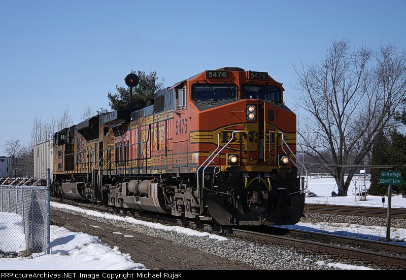 BNSF 5476